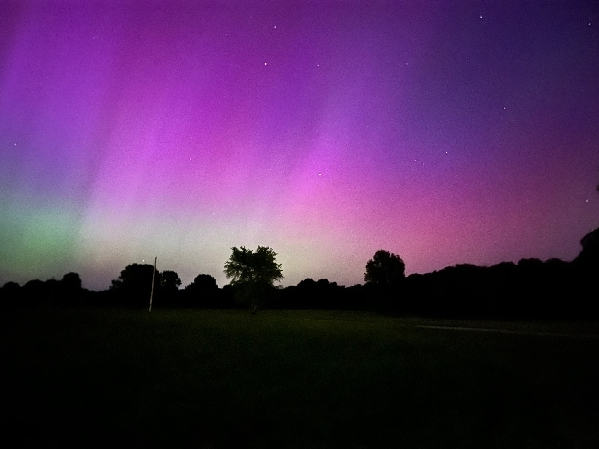 Missouri Sees Amazing View Of Aurora Due To Solar Flares – News/ Talk KRMS